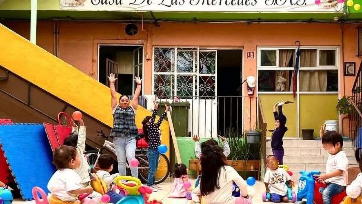 Rescatan a 80 menores de la Casa de las Mercedes; Clara Brugada promete ...